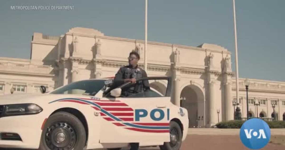 Police Departments Dig Deeper to Attract Recruits