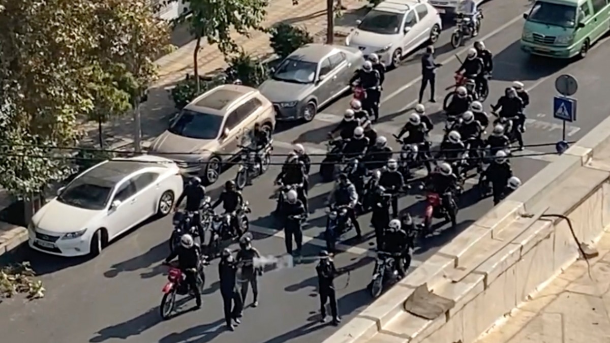 UN Investigators: Iran Must End Brutal Crackdown on Protesters