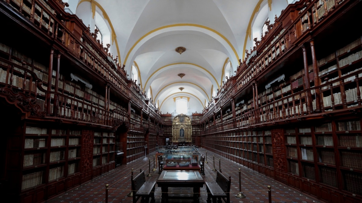 Oldest Public Library in the Americas Has Catholic Origins