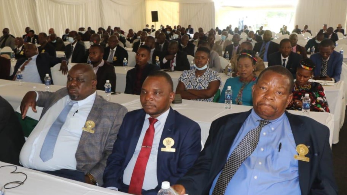 Ziyala Induna zeMaNdebeleni Ukuba Kuguqulwe Ibizo Lombhuqazwe weGukurahundi