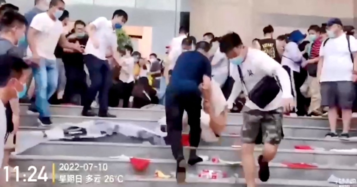 China Pushes to Quell Protests Over Billion-Dollar Banking Scandal