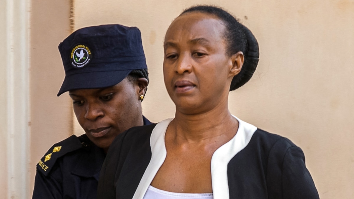 Mu Rwanda Umuhesha w'Inkiko yatangaje Cyamunara ku Mutungo w'Umuryango ...