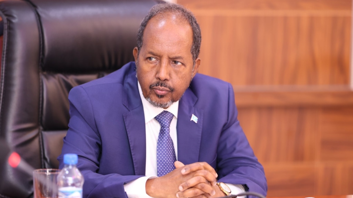 Xasan Sheekh oo ballan-qaaday in la awood tiro Al-Shabaab