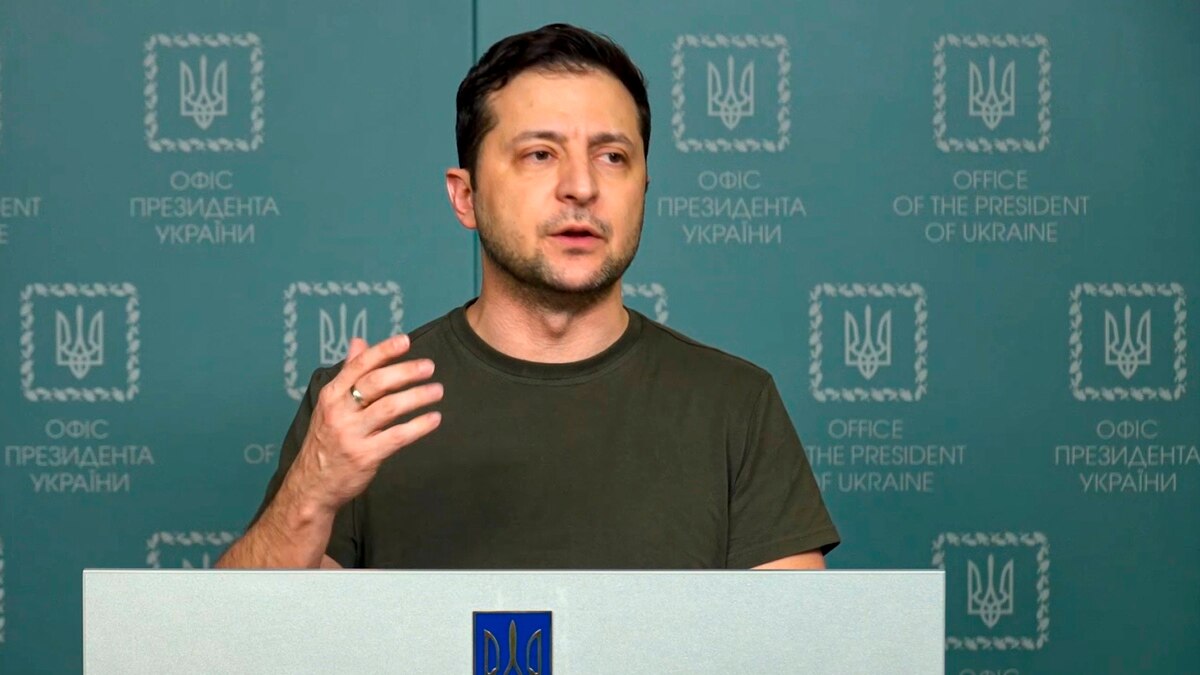 Ukraine President Appeals for Immediate EU Accession