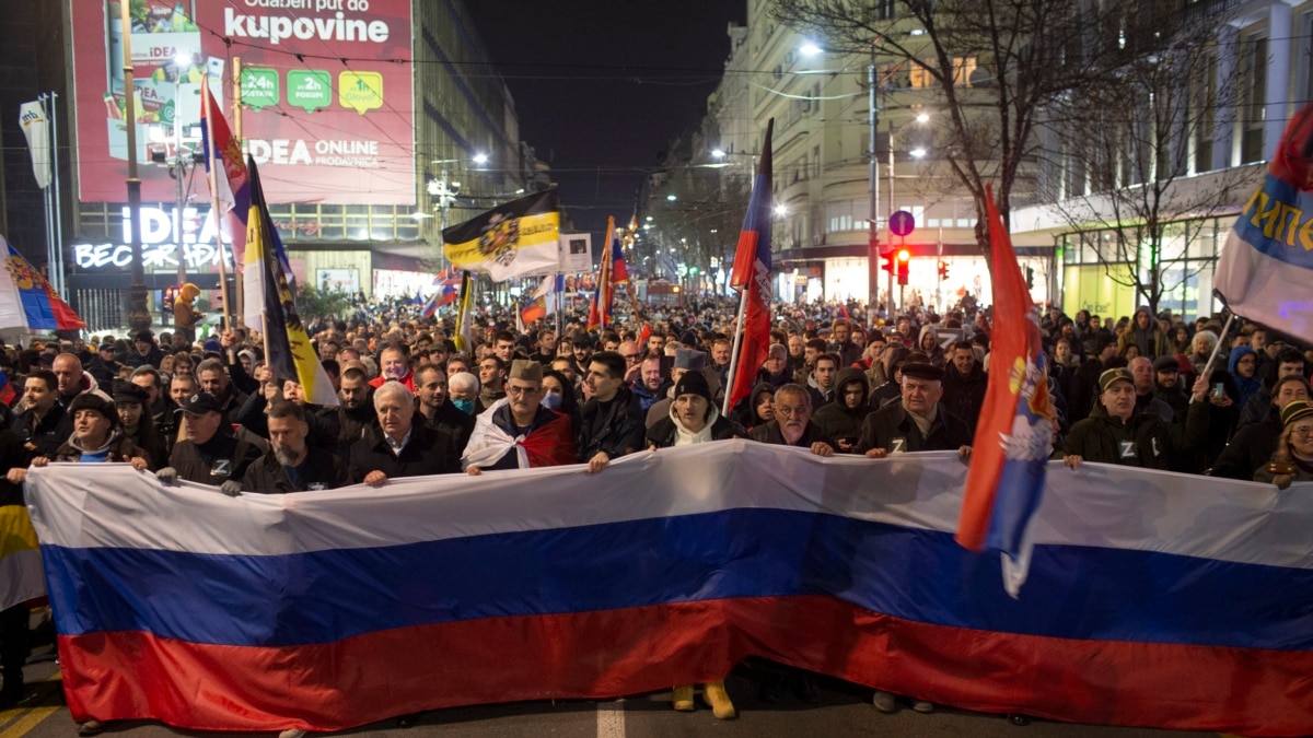 Da li se u Srbiji priprema teren za uvođenje sankcija Rusiji?