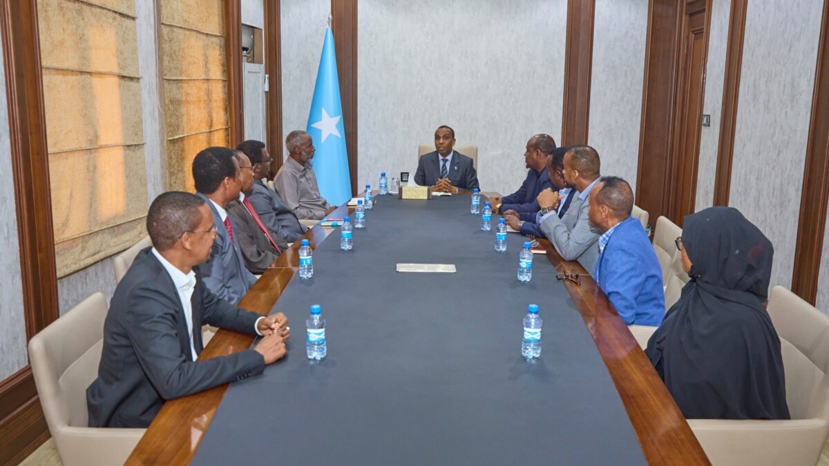 Xamza oo magacaabay guddi doorasho oo ku-meel gaar ah