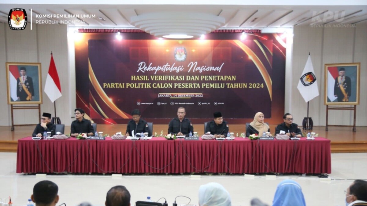 KPU Tetapkan 17 Partai Peserta Pemilu 2024 KPU Tetapkan 17 Partai Peserta Pemilu 2024