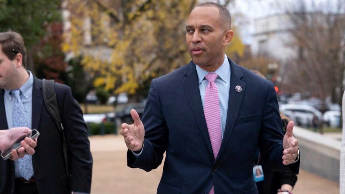 សមាជិក សភា គណបក្ស ប្រជាធិបតេយ្យ ជ្រើស រើស លោក Hakeem Jeffries ជា ...