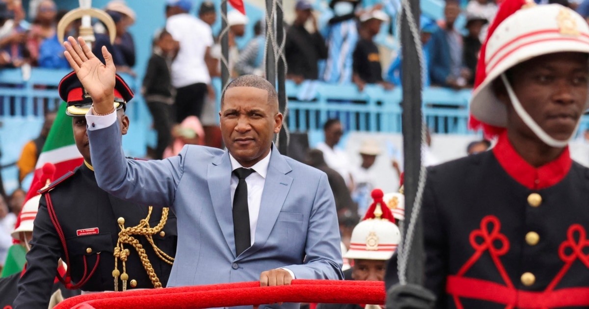 Botswana Inaugurates President-Elect Duma Boko Following Historic Election