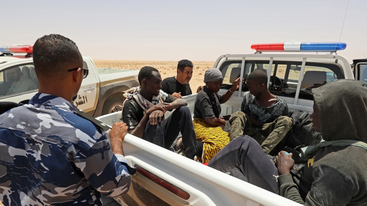 Dozens of Migrants Rescued in Tunisia-Libya Border Town