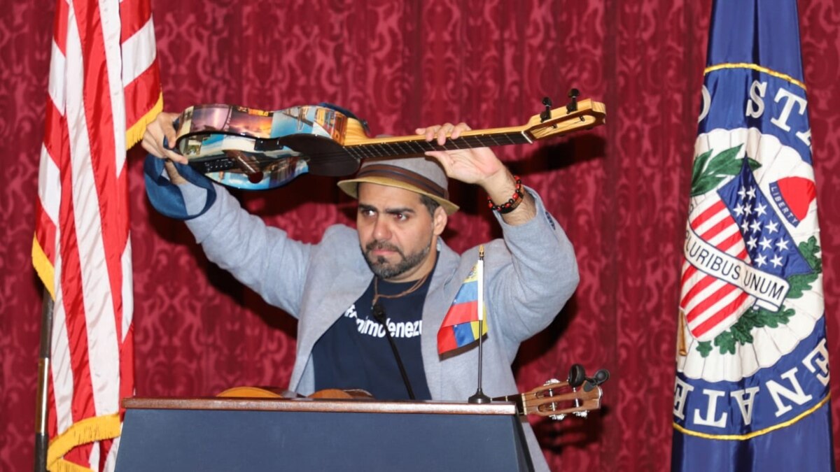 Jonathan Acosta lucha por Venezuela con su música desde EE. UU.