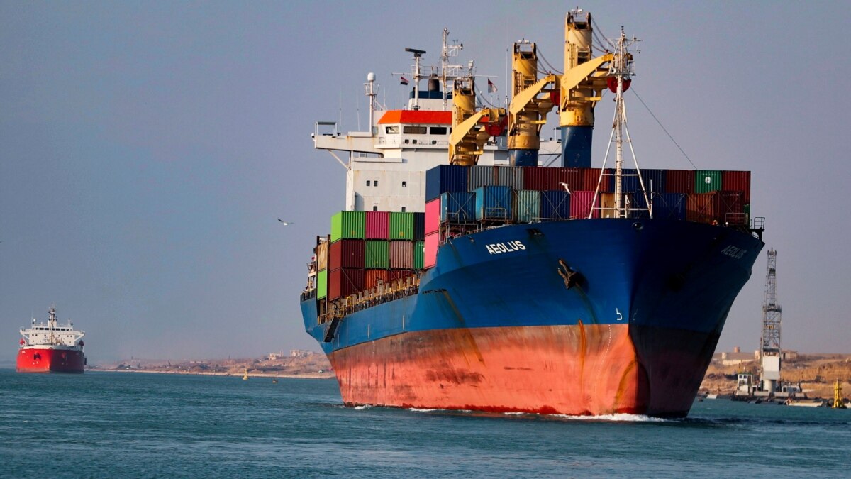 Le canal de Suez annonce un bénéfice record de 7 milliards de dollars