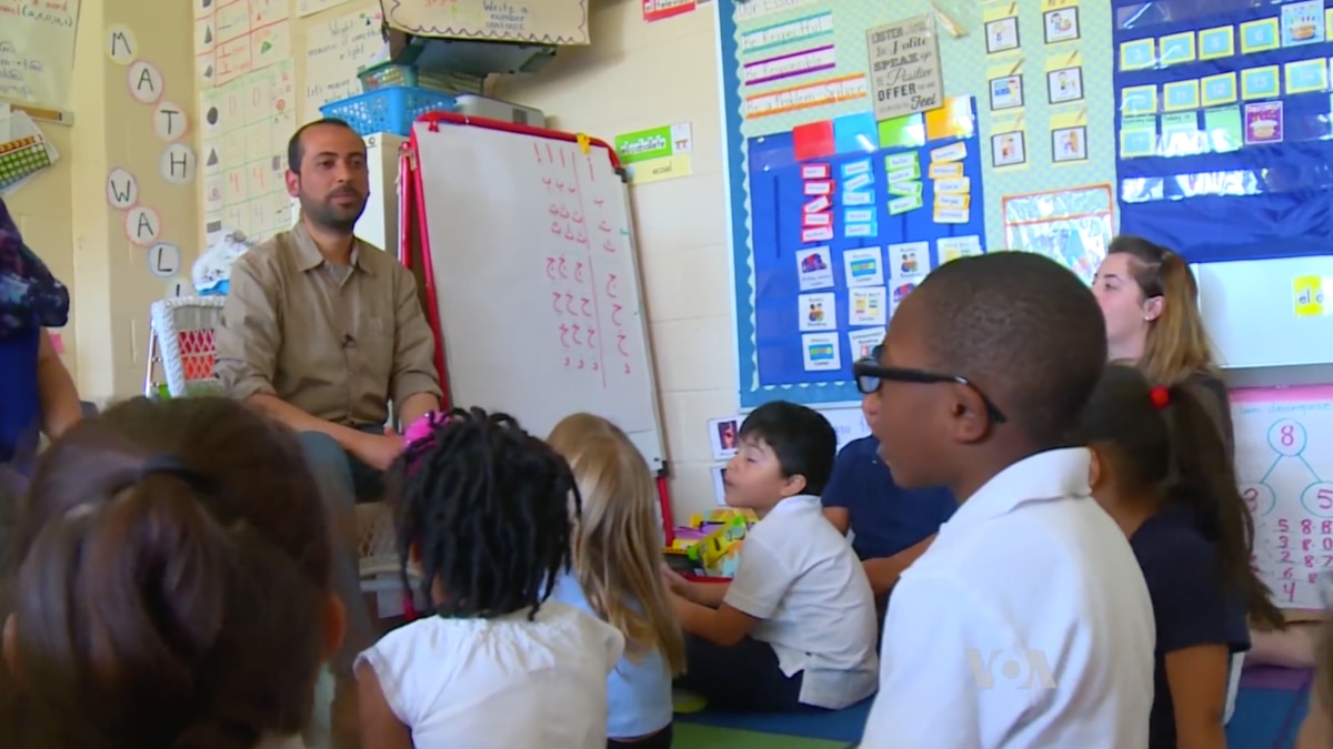 Using Culture to Teach Arabic to American Students