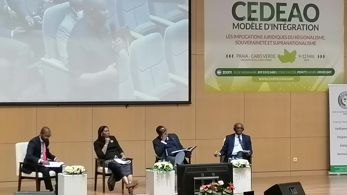 CEDEAO, entre os desafios da estabilidade política e a integração económica