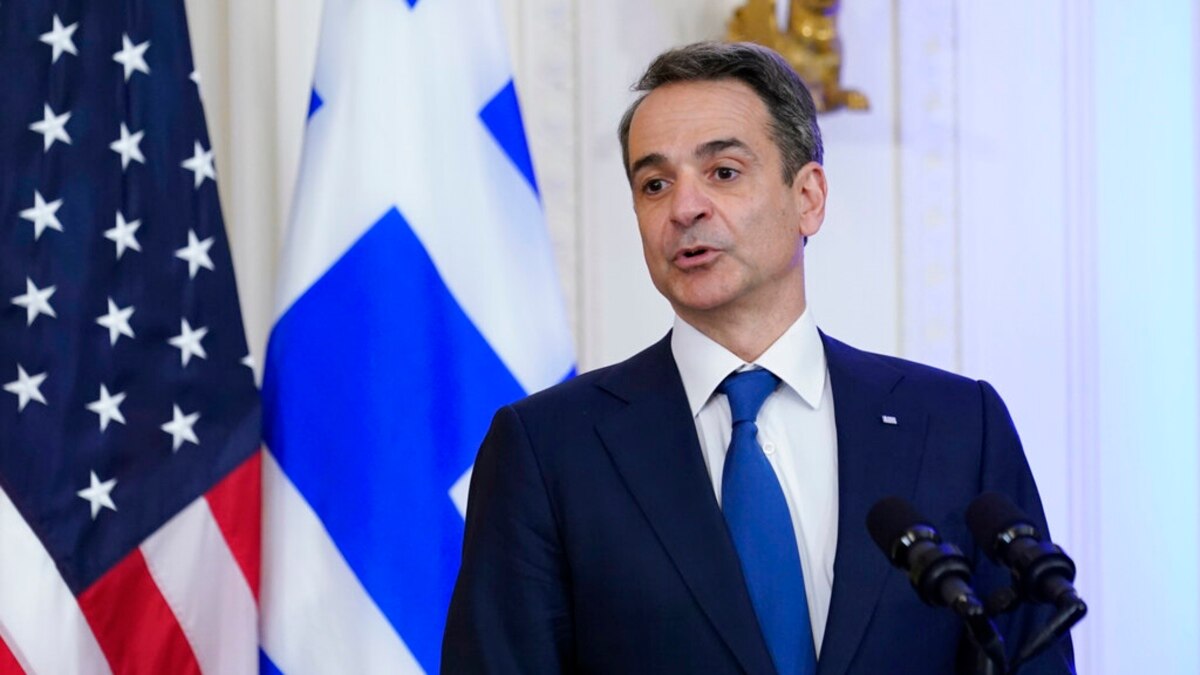 Greek Leader Urges Students to Sustain, Strengthen Democracy