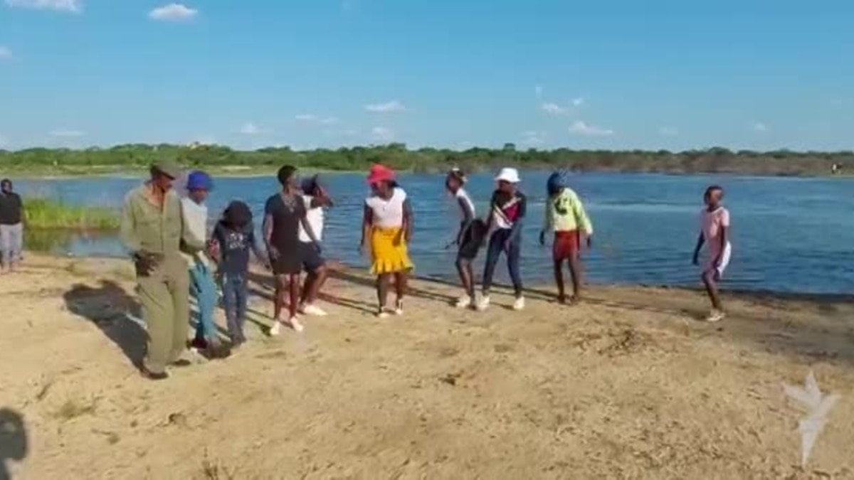 Villagers Dancing ...