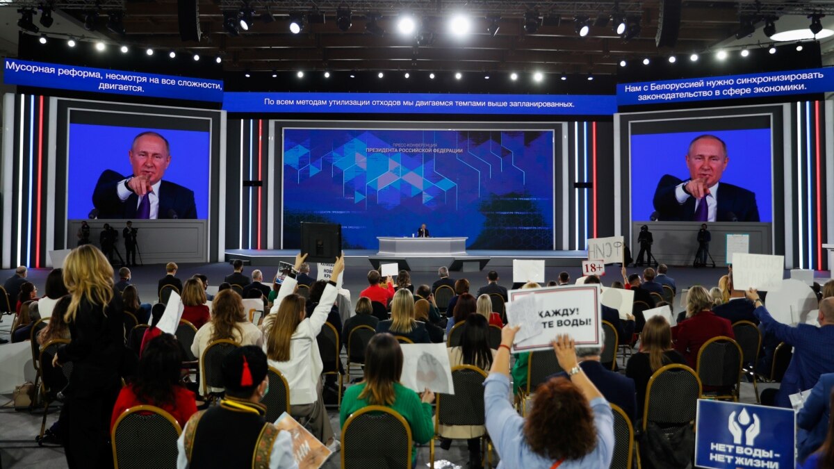 Putin Cancels Annual Year-End News Conference