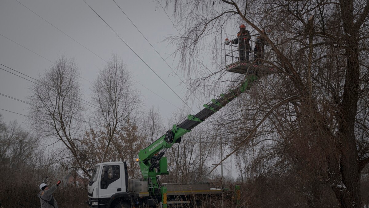 Ukraine Utility Crews Adapt, Overcome After Russian Strikes