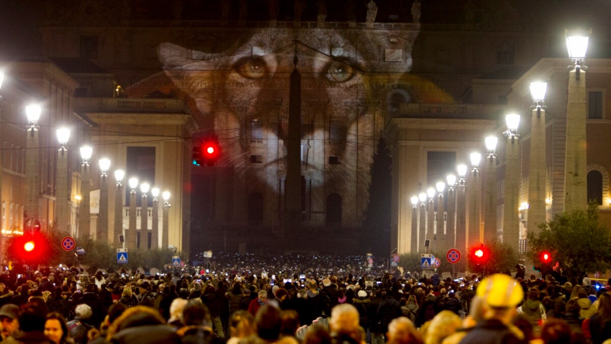 Italy Seizes 3,500 Fake 'Apostolic Blessings' In Rome