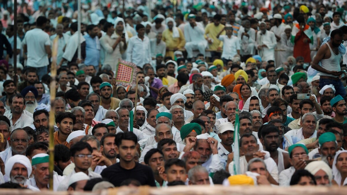 Hundreds of Thousands of Indian Farmers Rally Against Farm Laws