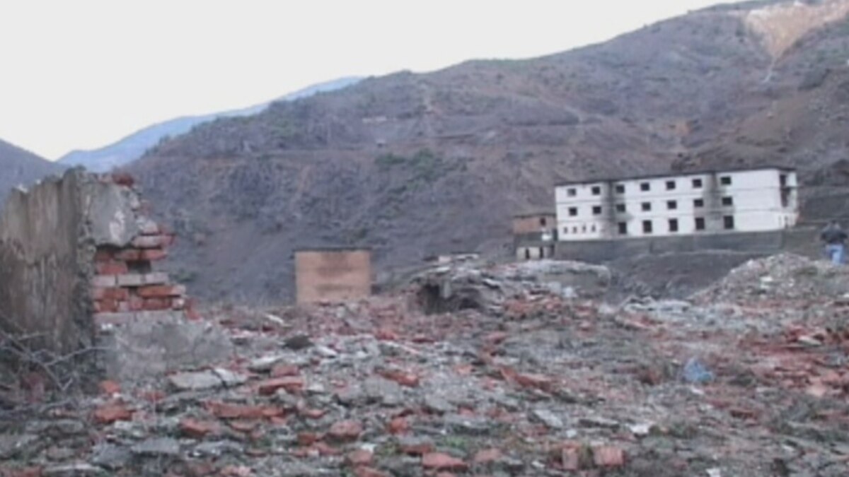 Burgu i Spaçit monument i rrezikuar