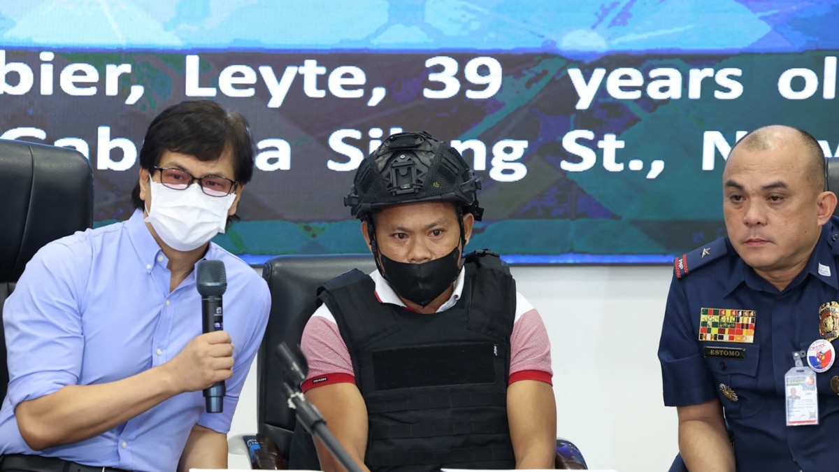 Suspect In Murder Of Philippine Journalist Surrenders