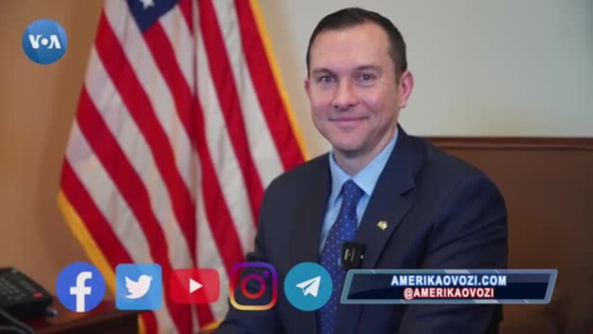 Tashkent: U.S. Consular Chief Robert Romanowski talks to VOA