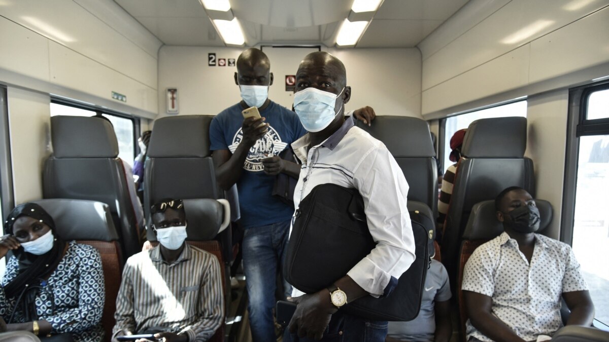 Le Train Express Régional, une véritable alternative aux embouteillages ...