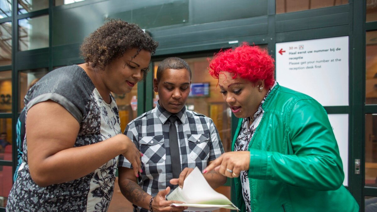 Dutch Court Says Law Should Recognize 3rd Gender