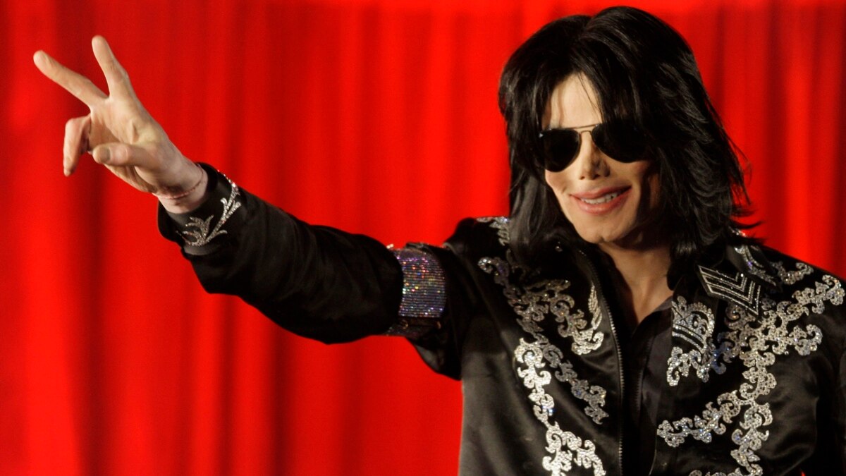 New Book on Michael Jackson Explores Singer's 'Genius'