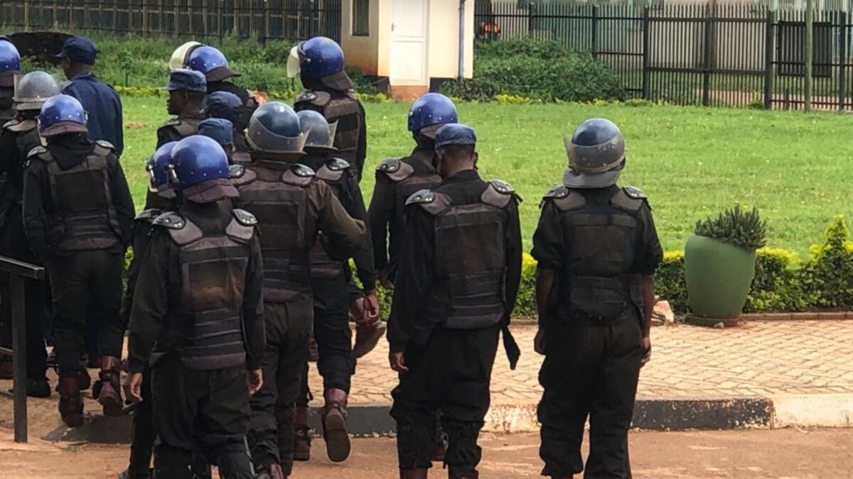 Mapurisa Okanganisa Vatori veNhau Kuita Basa Ravo Pakutongwa kweMumwe ...