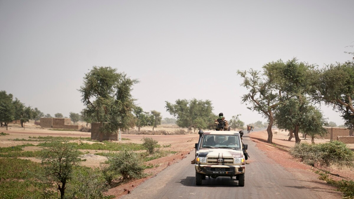 Une "attaque terroriste" fait au moins 5 morts au Mali