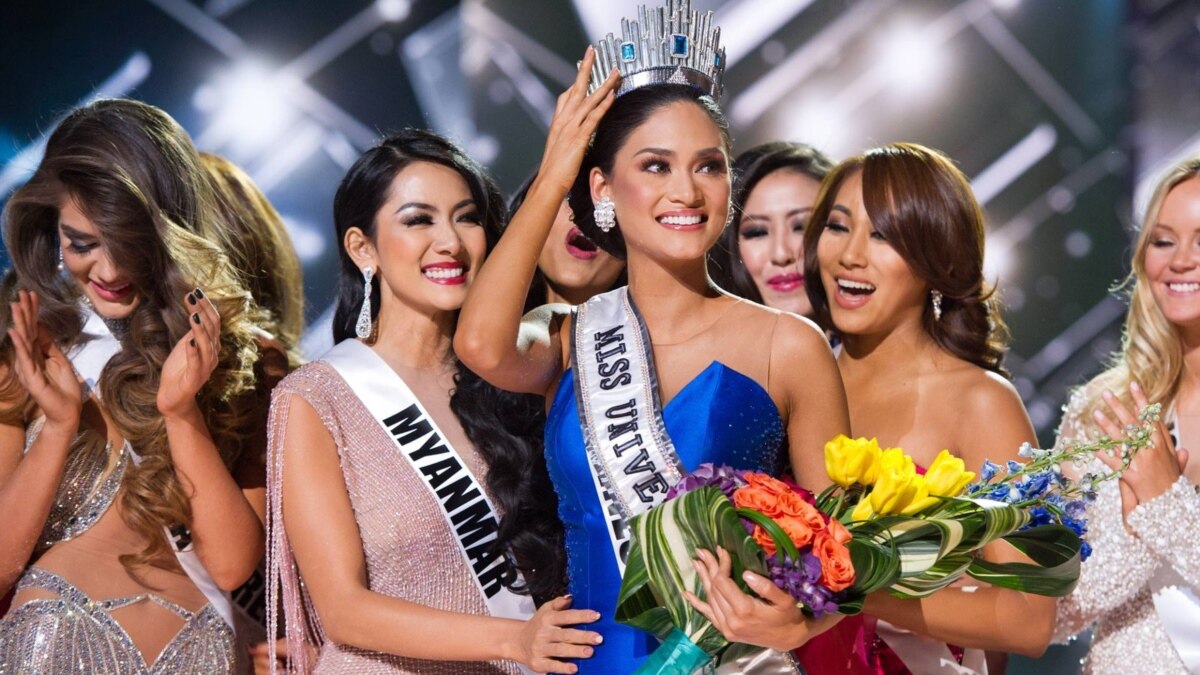 Miss Universe Pageant Mixes Up Crown