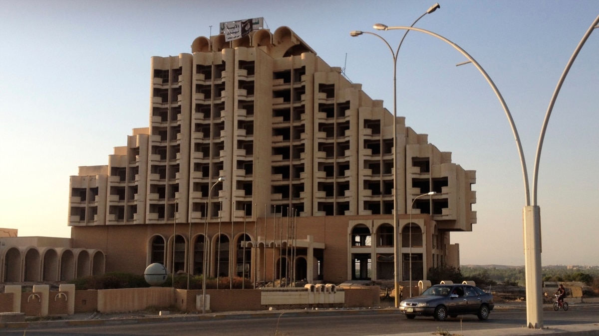 Islamic State Blows up Mosul Hotel to Prevent Iraqi Forces Using it