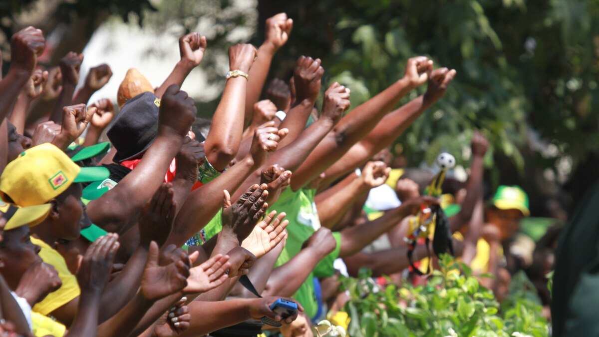 VP Mujuru: ZIMASSET to Solve Zim's Economic Woes