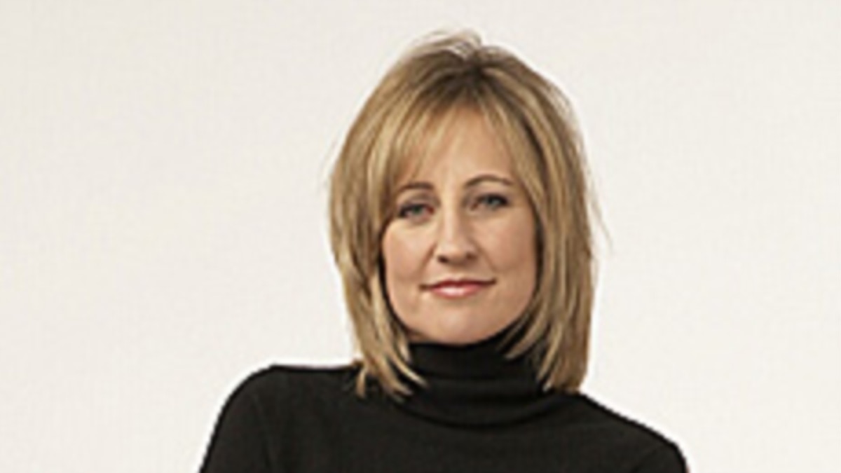 1st Female White House Press Secretary Aims to Empower Women