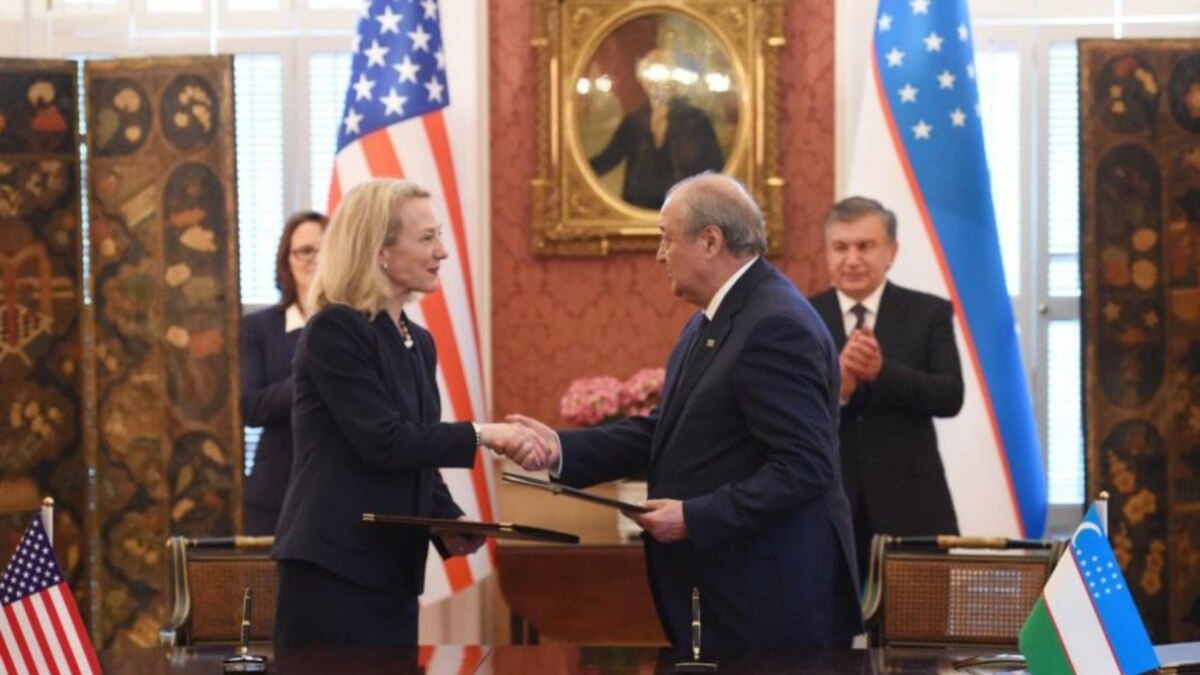 AQSh va O'zbekiston ta'lim bobida ikki hujjat imzoladi