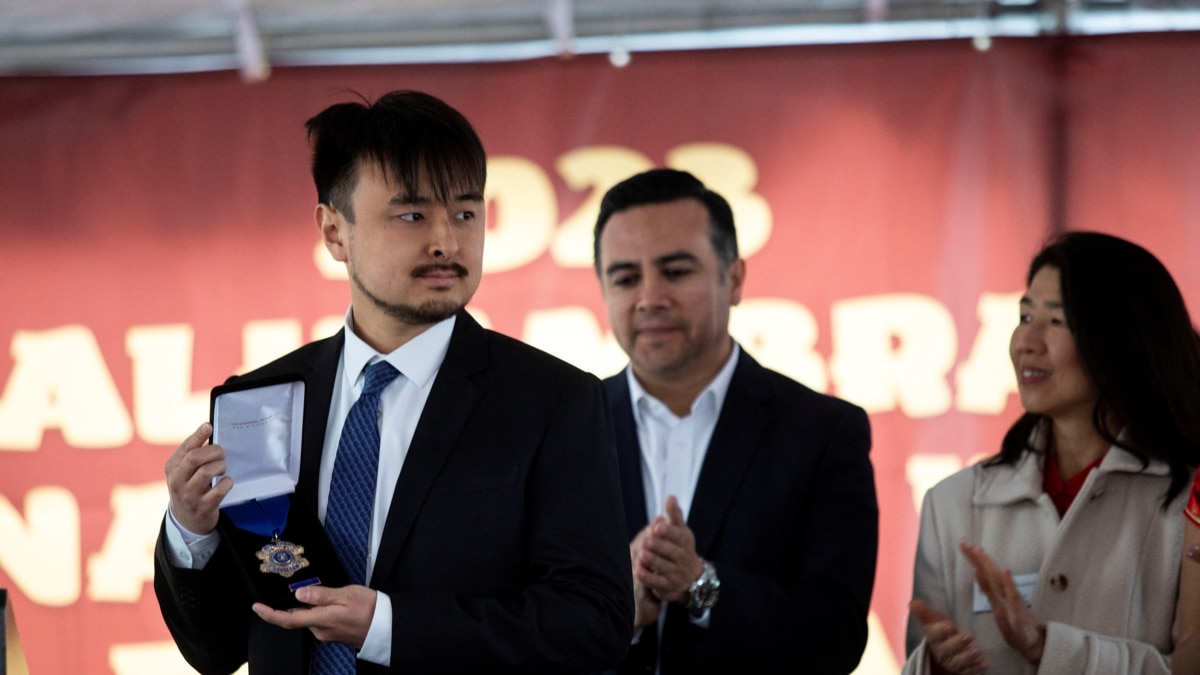 Brandon Tsay, yang Lucuti Senjata Pelaku Penembakan Massal Monterey ...