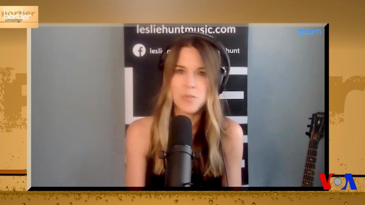 Border Crossings: Leslie Hunt