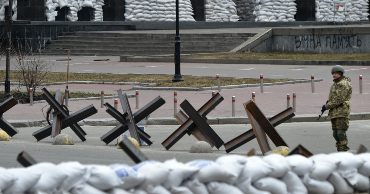 Russian Forces Reposition in Possible Prelude for Kyiv Offensive