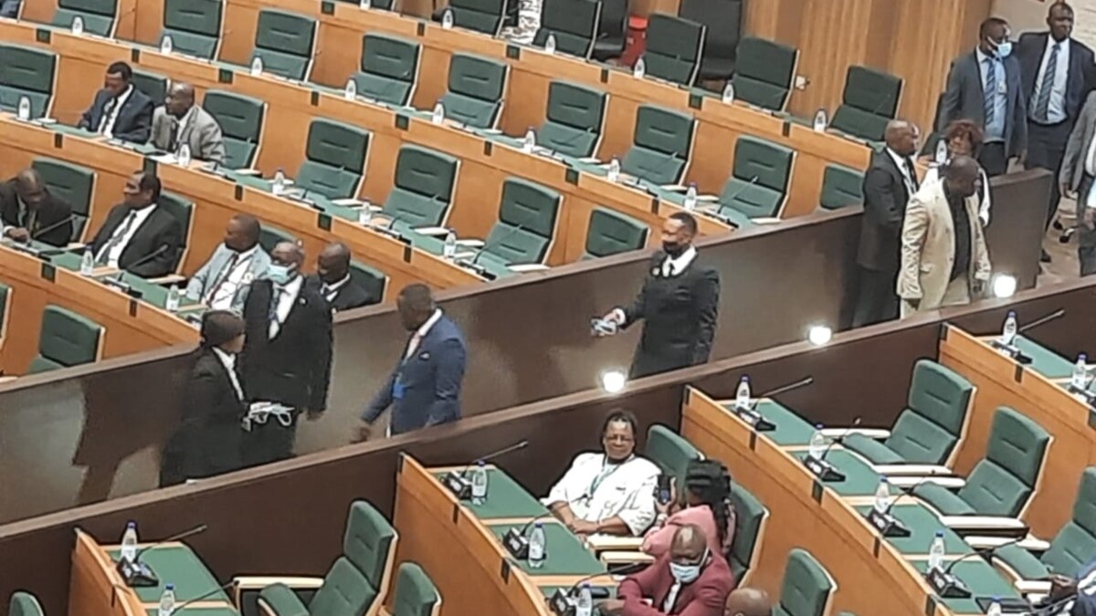 Sengezo Tshabangu Threatens to Recall More CCC Parliamentarians If They ...