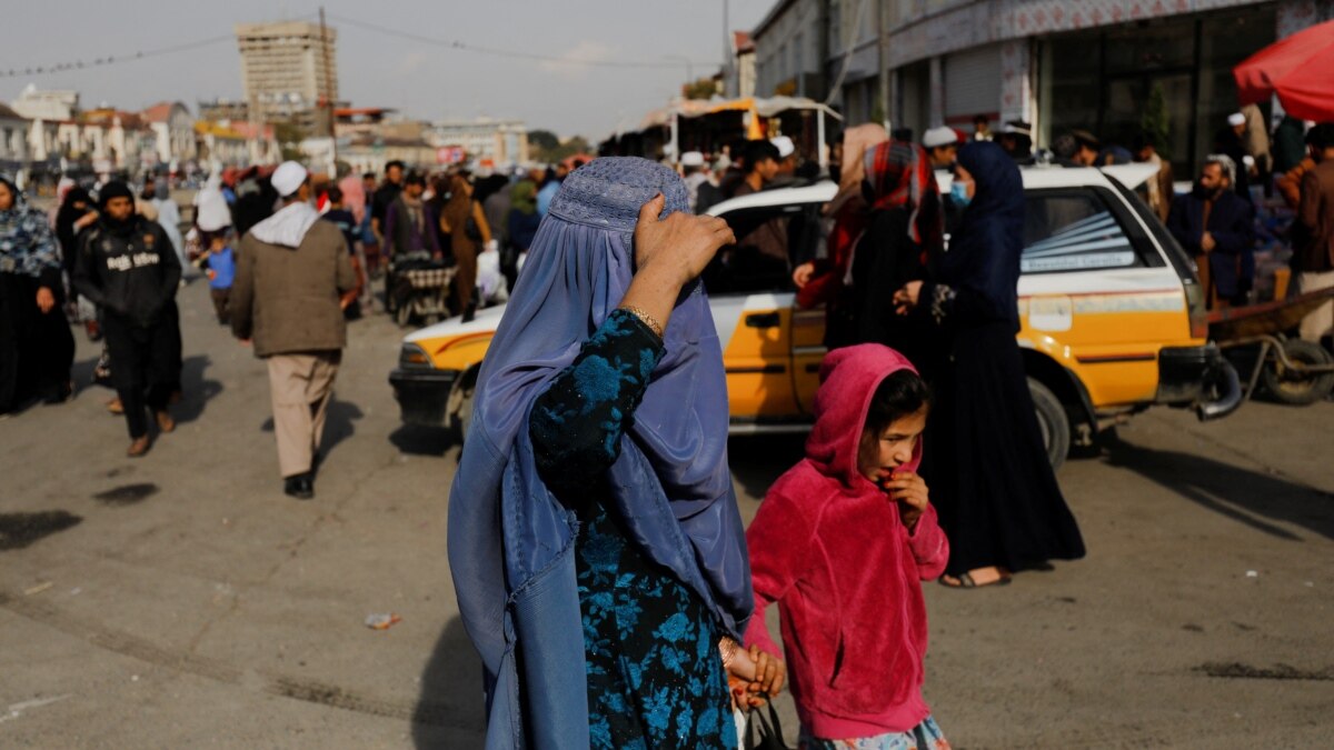 Percepciones mixtas sobre EEUU en Afganistán a más de un año de la retirada