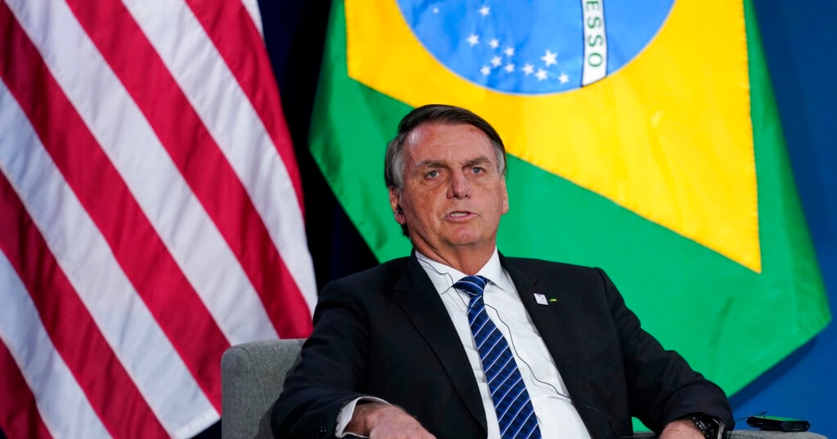 Brazil’s Bolsonaro Hopes Land Titles Will Lure Rural Votes