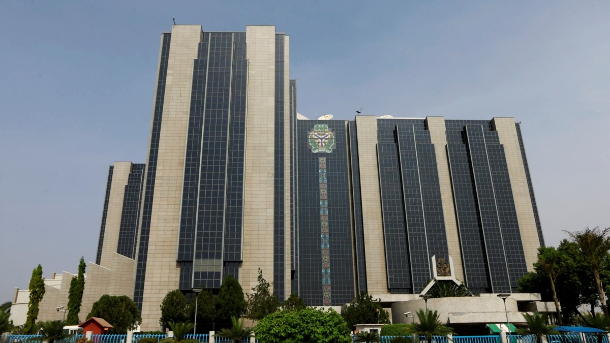 Benki Kuu ya Nigeria yaongeza muda wa kutumika kwa noti za zamani hadi ...