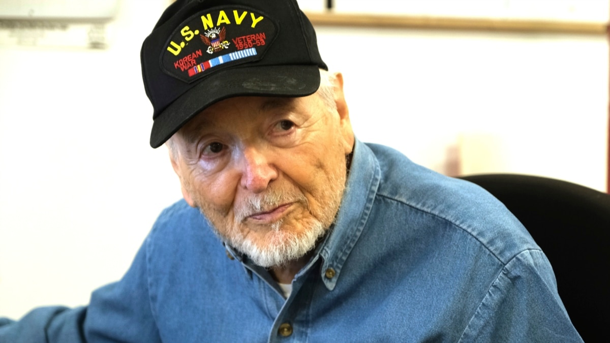 Tim Giago, Trailblazing Native American Journalist, Dies