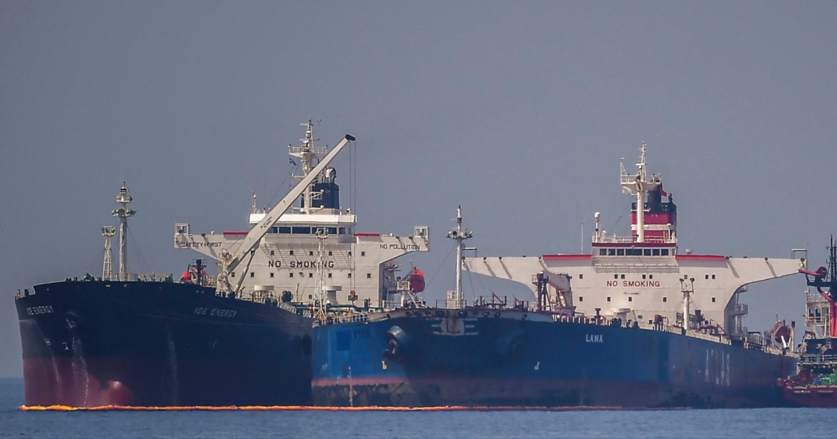 Greece Urges Global Action to Free Iran-Held Tankers