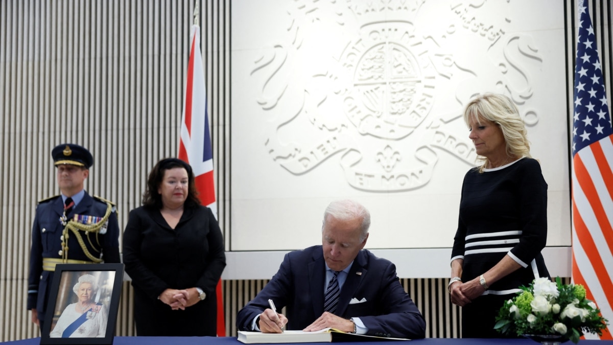Biden, Madanm ni Siyen Liv Kondoleyans Anbasad Britanik la