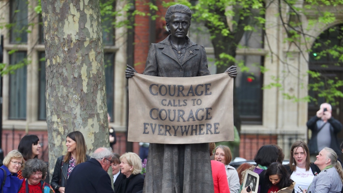London's Parliament Square Gets First Statue of a Woman