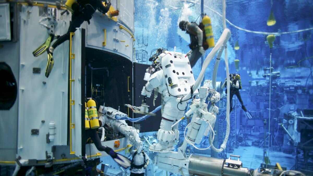 China Plans Long-term Underwater Lab