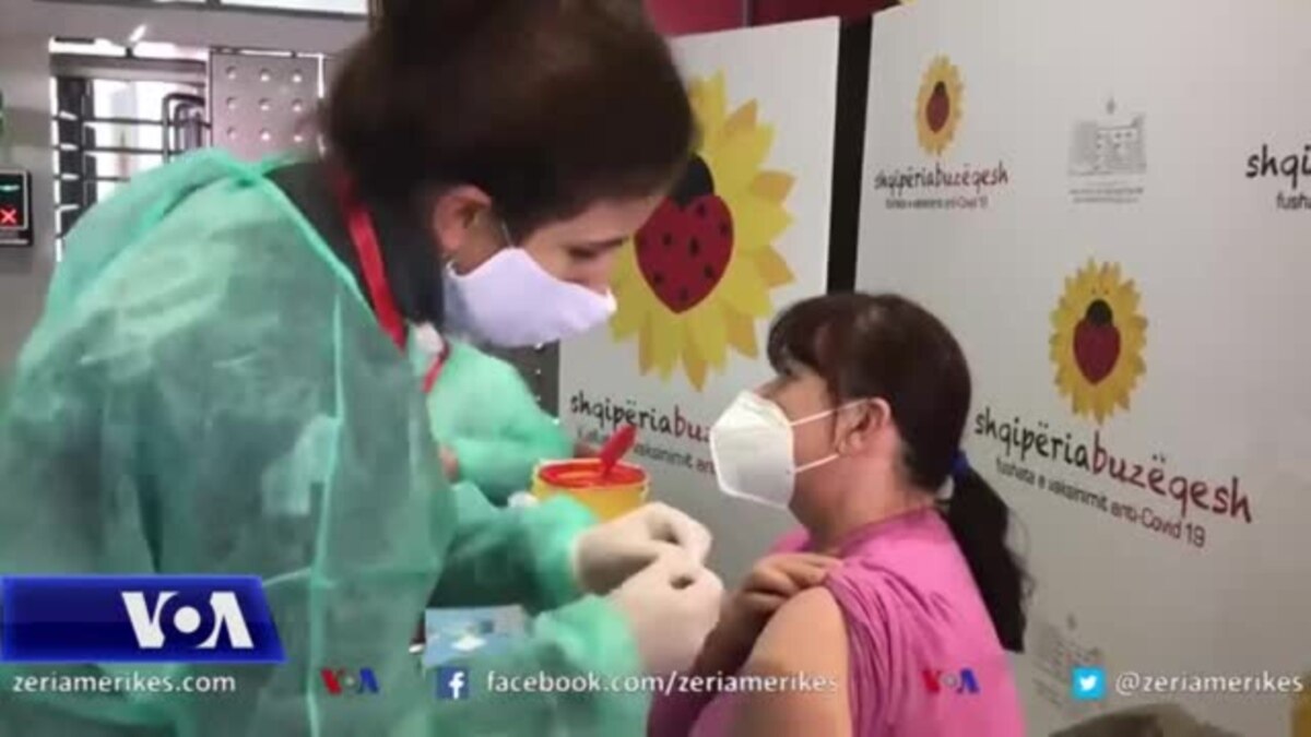 Shqipëri, vazhdon vaksinimi i personelit mjekësor kundër koronavirusit